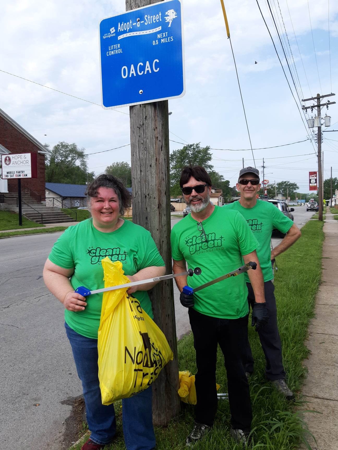 OACAC | Neighborhood Clean Up